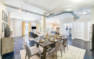 MAA Chastain Luxury Apartments for Rent in Buckhead area of Atlanta, GA