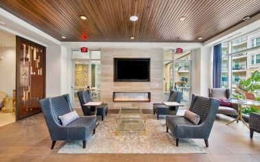 MAA Midtown Square Luxury Apartments for Rent in Houston | MAA