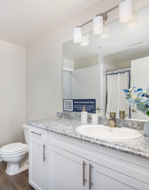 MAA Addison Circle Luxury Apartments for Rent in Addison, TX