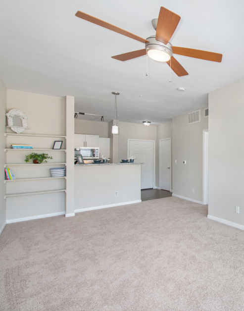 MAA Addison Circle Luxury Apartments for Rent in Addison, TX