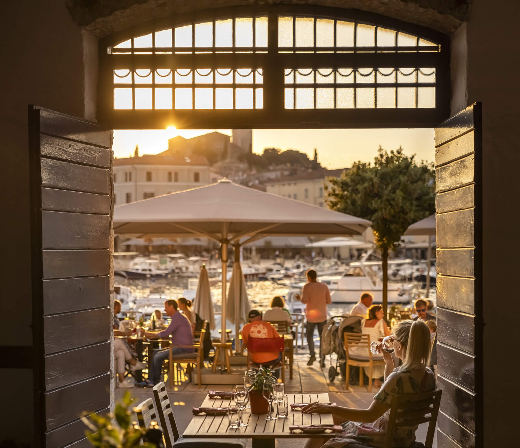 Hotel Adriatic Rovinj – Restaurants & Bars | Maistra