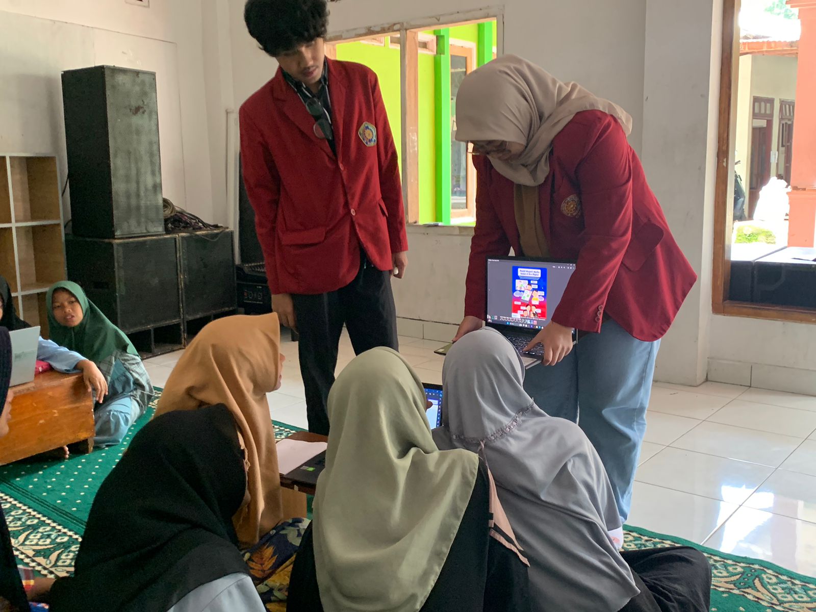 Malanghub - Berita - Desain Poster Jadi Seru! Mahasiswa PMM Universitas ...