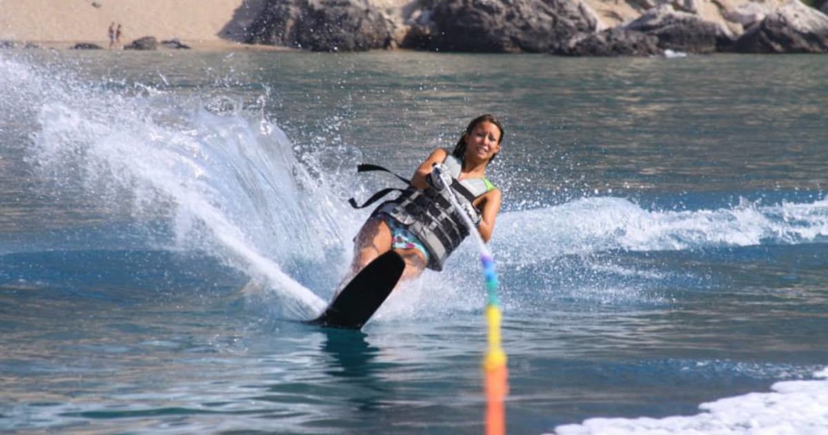 Wakeboarding-Session am Tsambika-Strand in Rhodos | Manawa