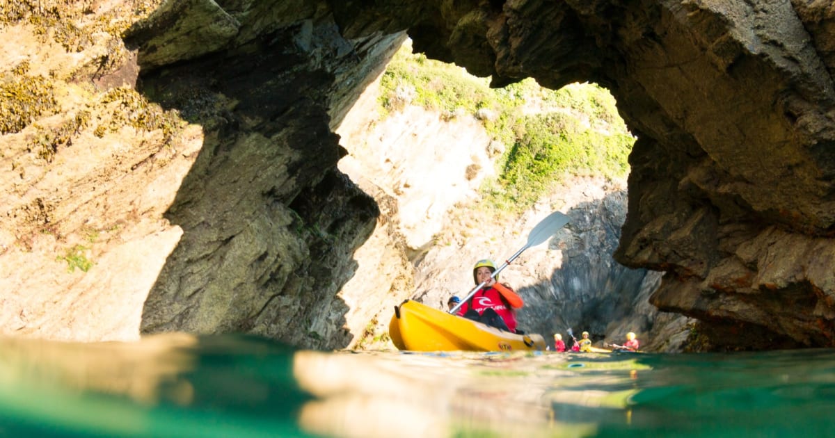 Sea kayaking lessons and tours in Newquay, Cornwall | Manawa
