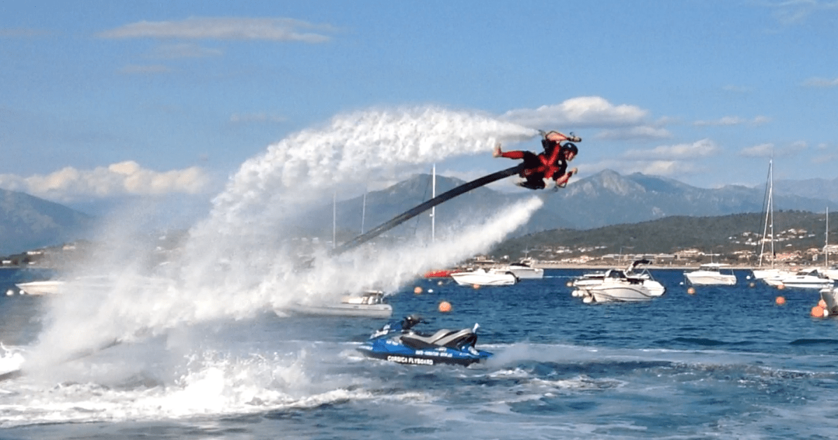 Flyboard session in the gulf of Ajaccio, Corsica | Manawa