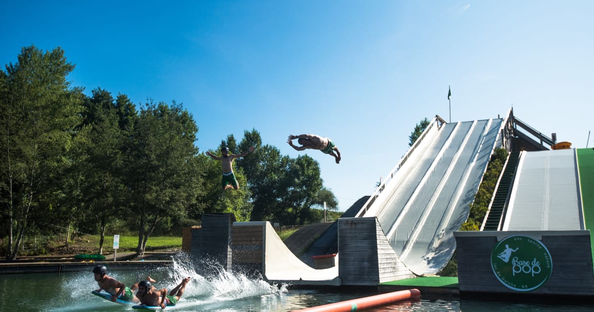 Parc aquatique en plein air avec Water Jump au Pays-Basque | Manawa