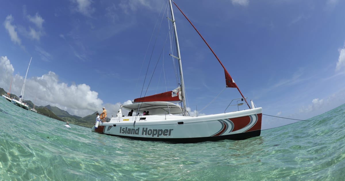 Catamaran cruise to Ile aux Cerfs from Pointe Jerome in Mahebourg ...