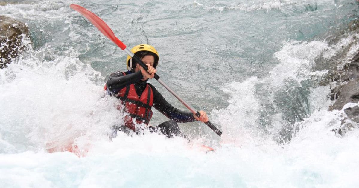 Canoe rafting down the Ubaye river near Barcelonnette | Manawa