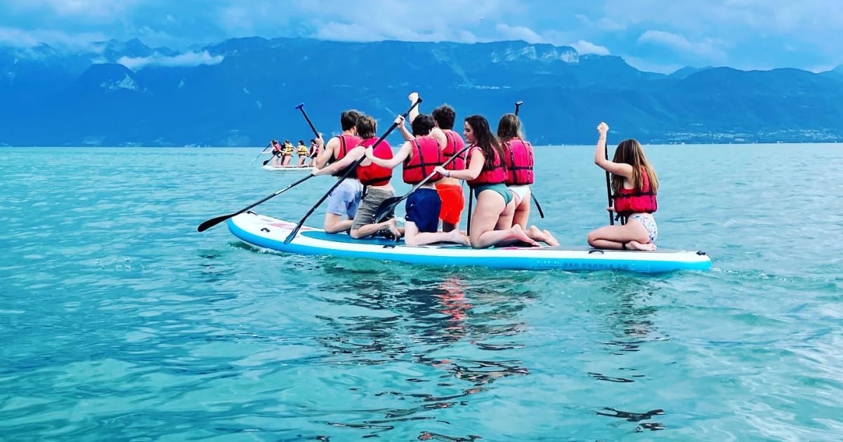 Giant Stand up paddle 10 people - Giant Paddle near Lausanne on the ...