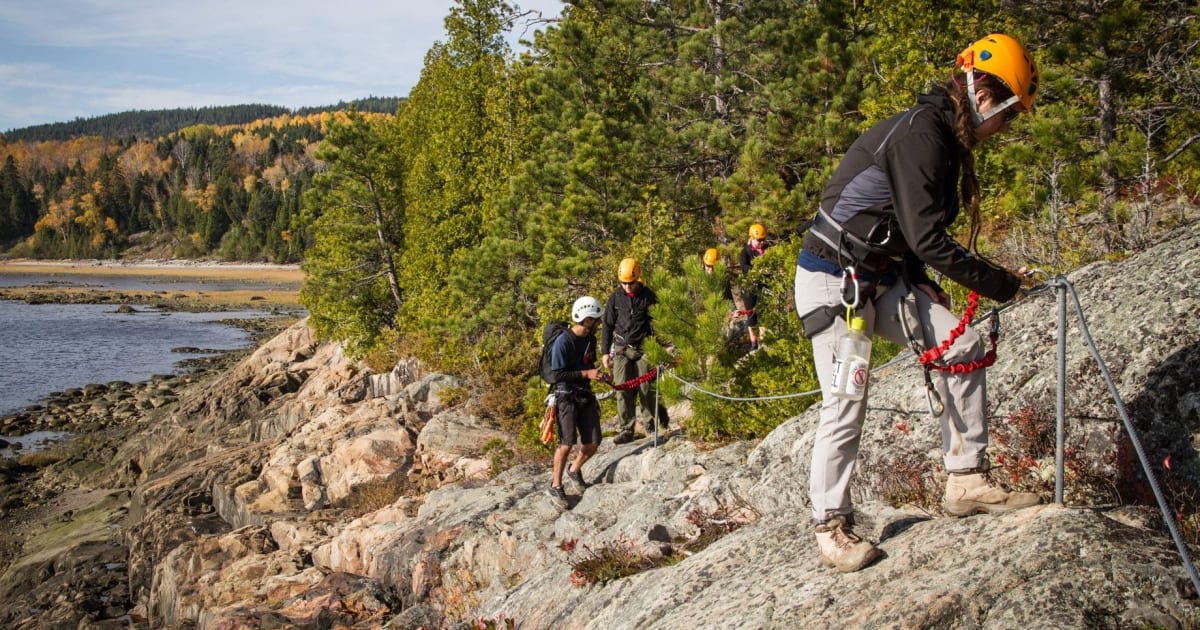 Via ferrata du Cap Jaseux au fjord du Saguenay, Saint-Fulgence | Manawa