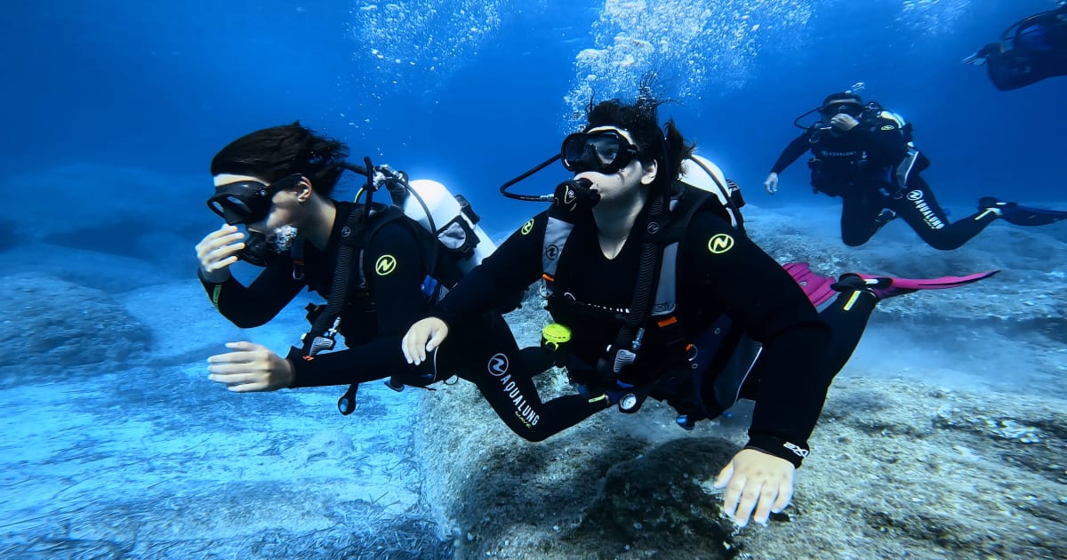 Entdecken Sie das Tauchen von Marathopolis in Kalamata | Manawa