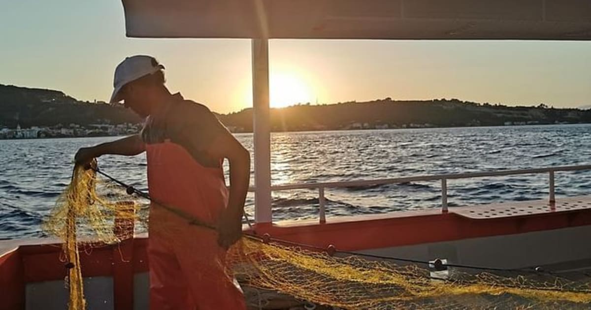 Traditional Eco-Fishing Tour in Zakynthos | Manawa