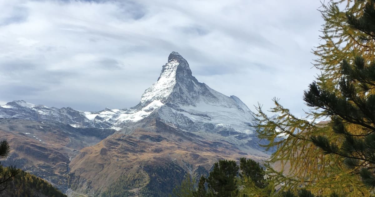 Helicopter tour over the Matterhorn, from Bern | Manawa