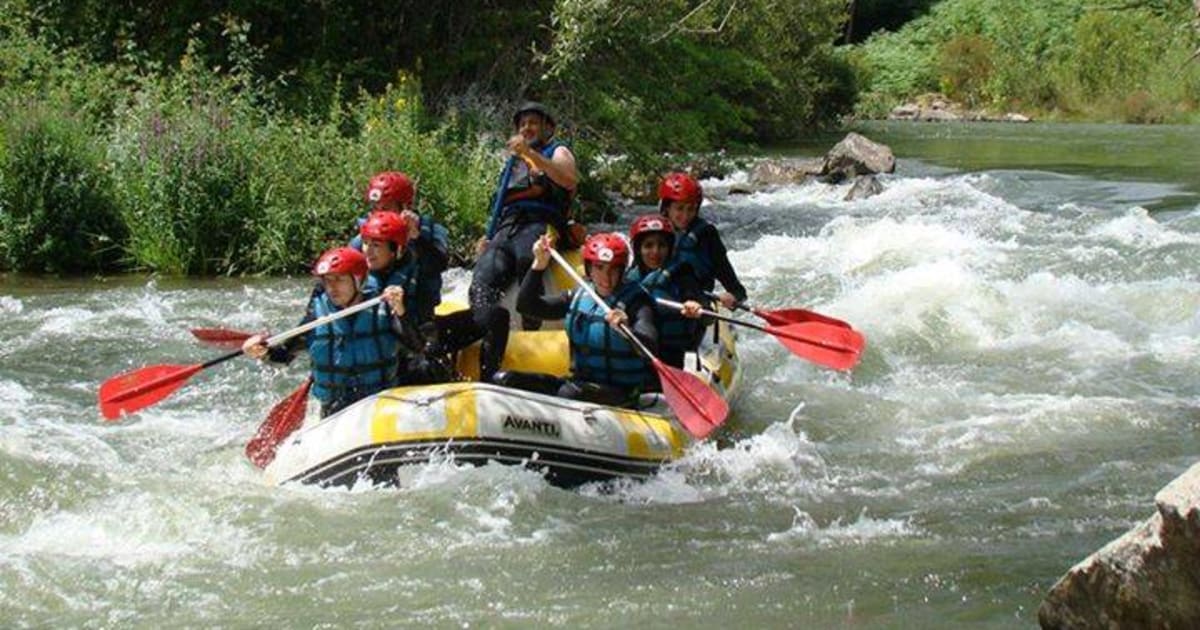 Rafting excursion on the Ebro River from Arroyo, Cantabria | Manawa