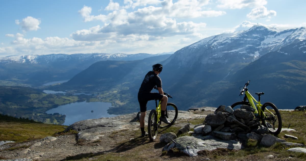 Guided E-Mountain Bike Tour in Voss | Manawa