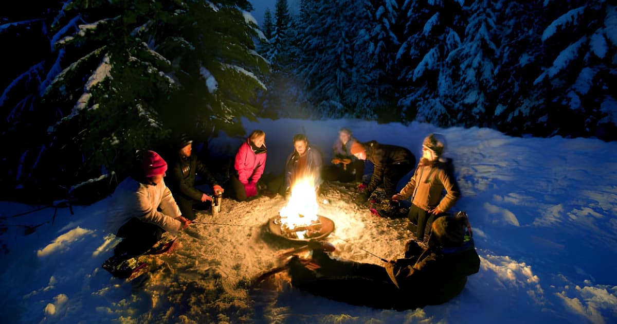 Sunset Snowshoe Hike in Risoul La forêt Blanche | Manawa