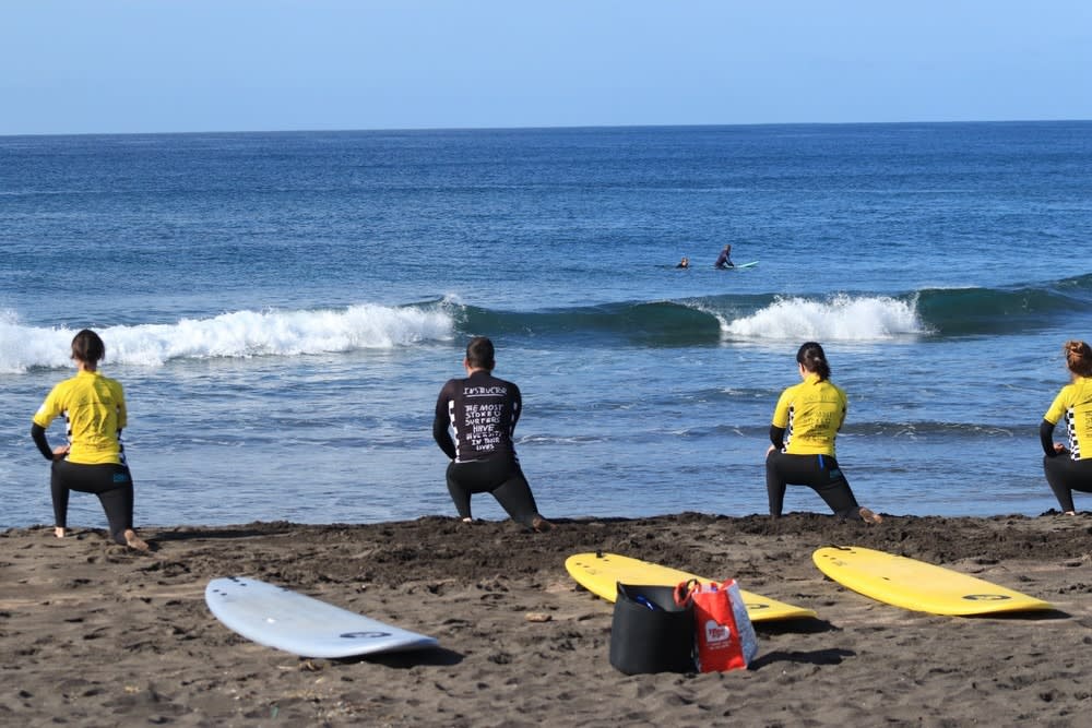 Surf lesson | Beginners - Surfing lessons in São Miguel, Azores Islands ...