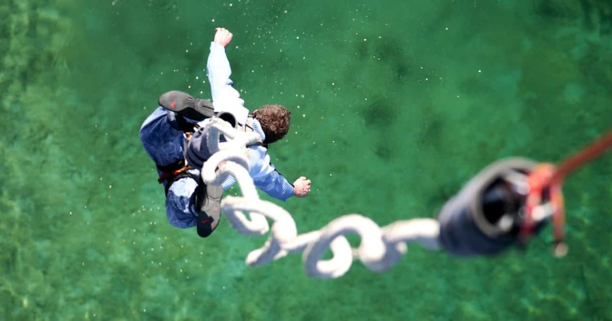 The Complete Guide to Bungee Jumping | Manawa