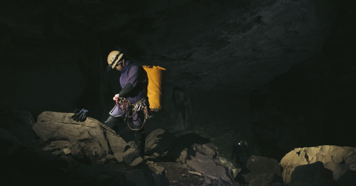 Caving for Beginners: The Complete Guide | Manawa