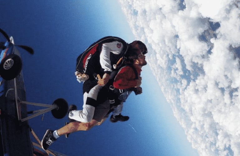 Top 12 skydiving spots in France | Manawa