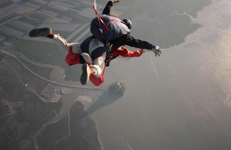 Top 12 skydiving spots in France | Manawa