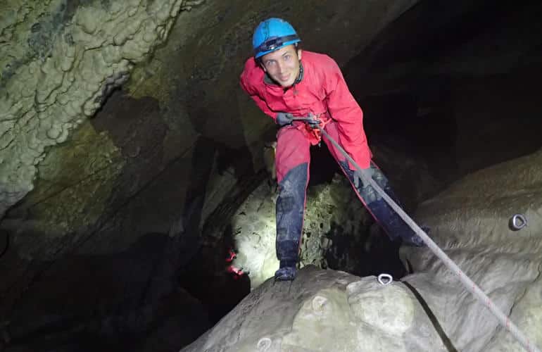 Caving for Beginners: The Complete Guide | Manawa