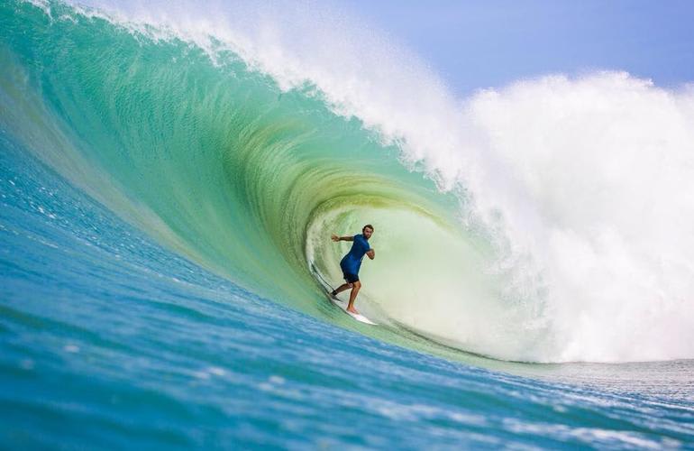 10 Best Surf Spots in the World for Beginners | Manawa