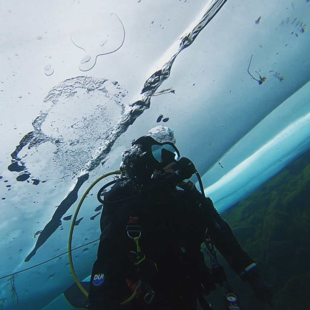The Complete Guide to Ice Diving | Manawa