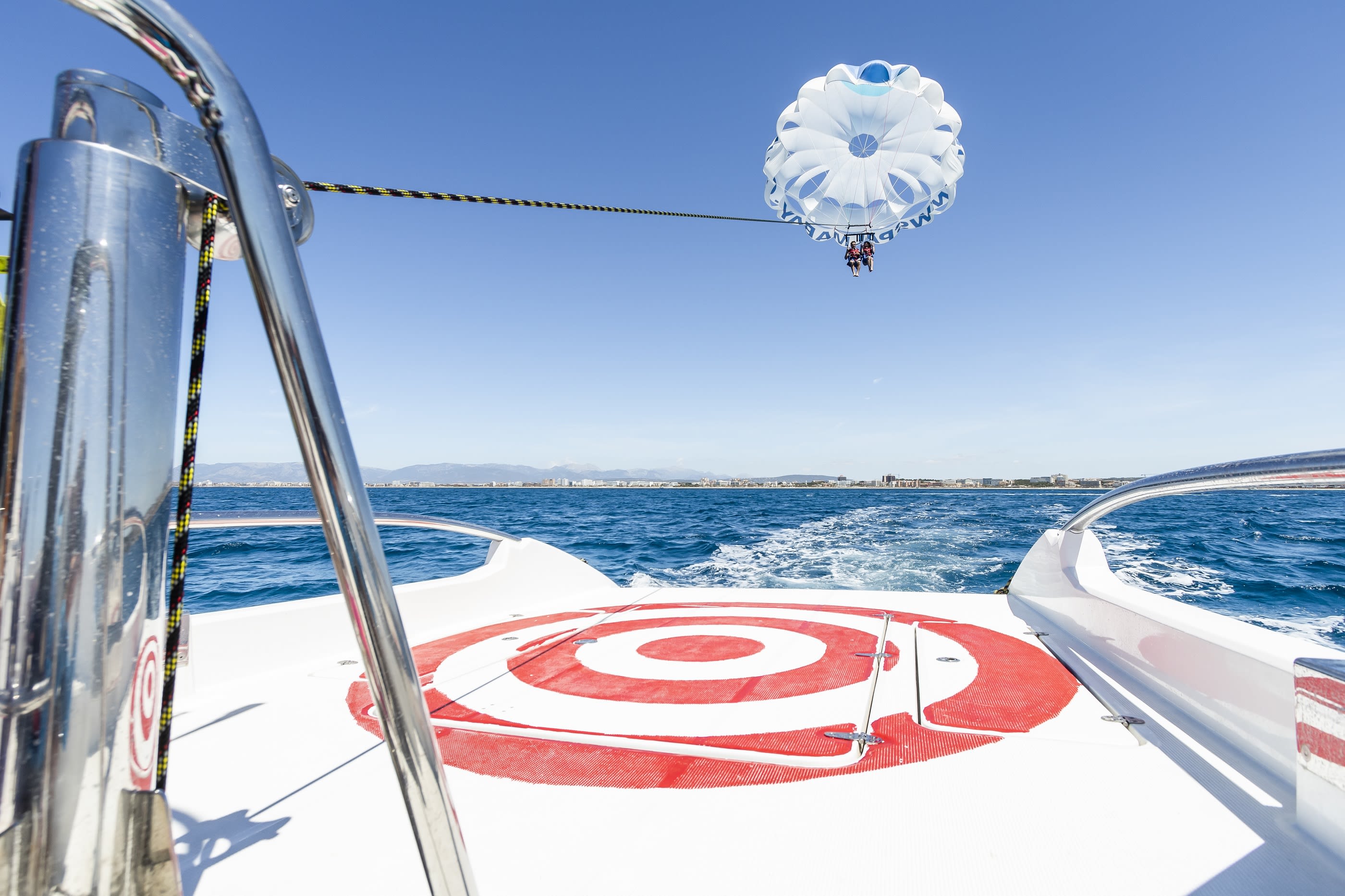 All You Need to Know About Parasailing | Manawa