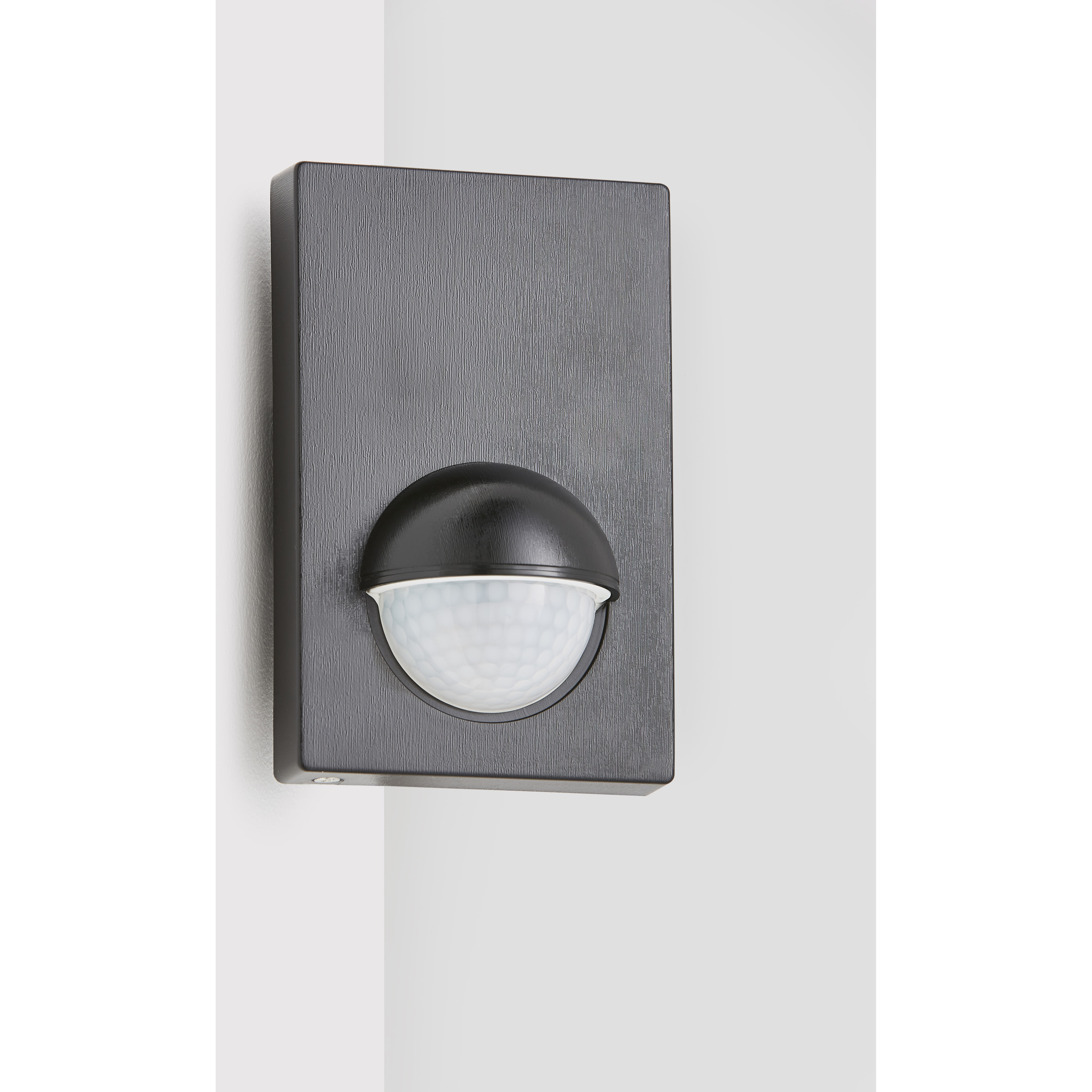 Forum Zink Alia Surface/Flush Mounted 180° Outdoor PIR Sensor with ...