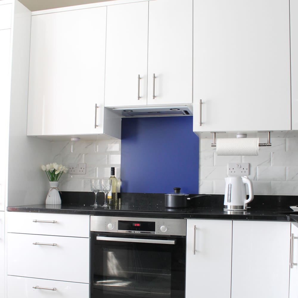 Altro Aluminium Kitchen Splashback - 900 x 750mm - Matt Ultra Marine ...
