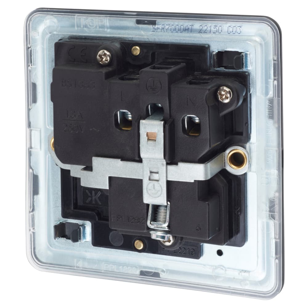 Knightsbridge 13A 1 Gang Screwless Flat Plate DP Switched Socket ...