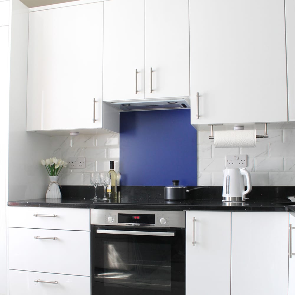 Altro Aluminium Kitchen Splashback - 600 x 750mm - Matt Ultra Marine ...