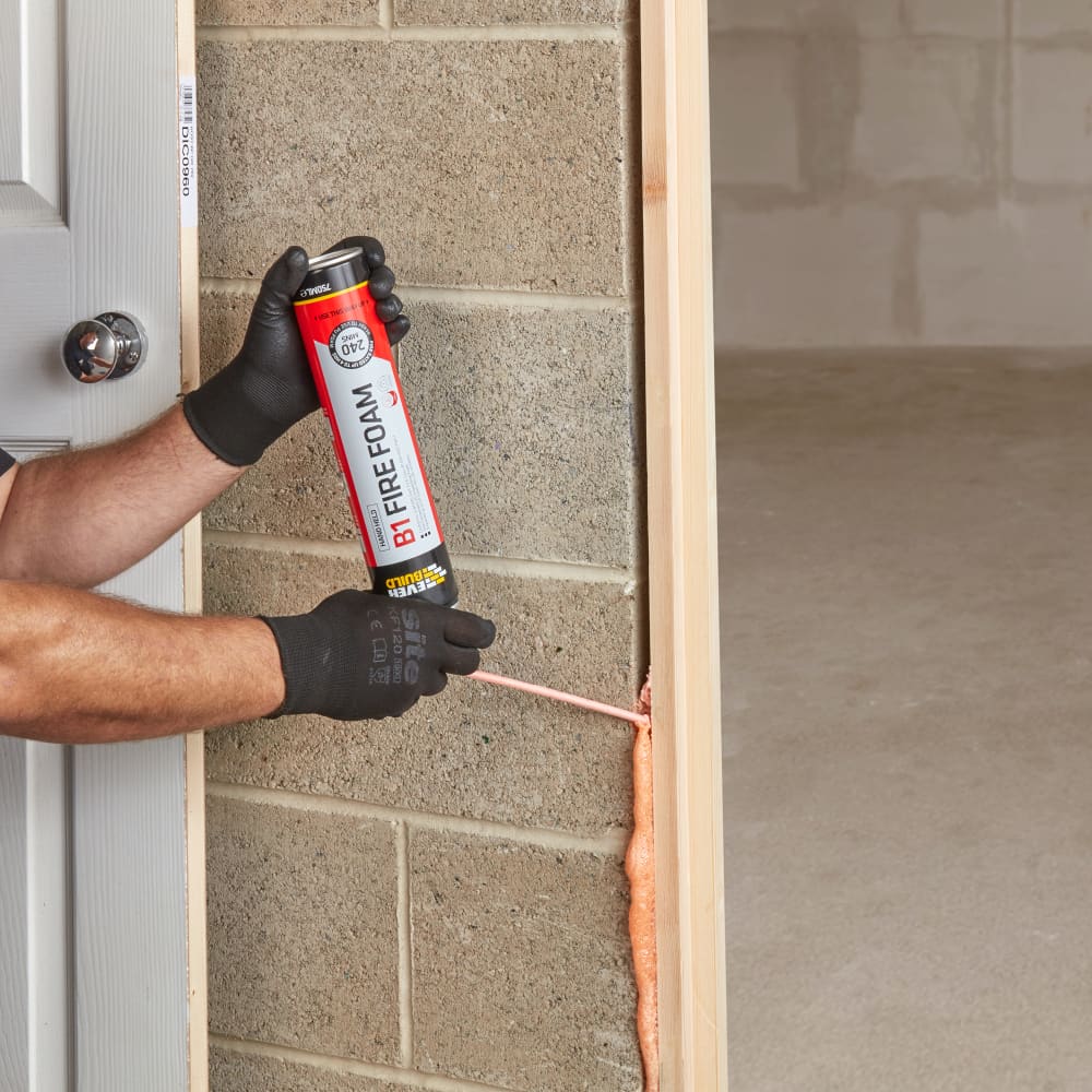 Everbuild B1 Fire Rated Expanding Foam - Hand Grade - 750ml ...