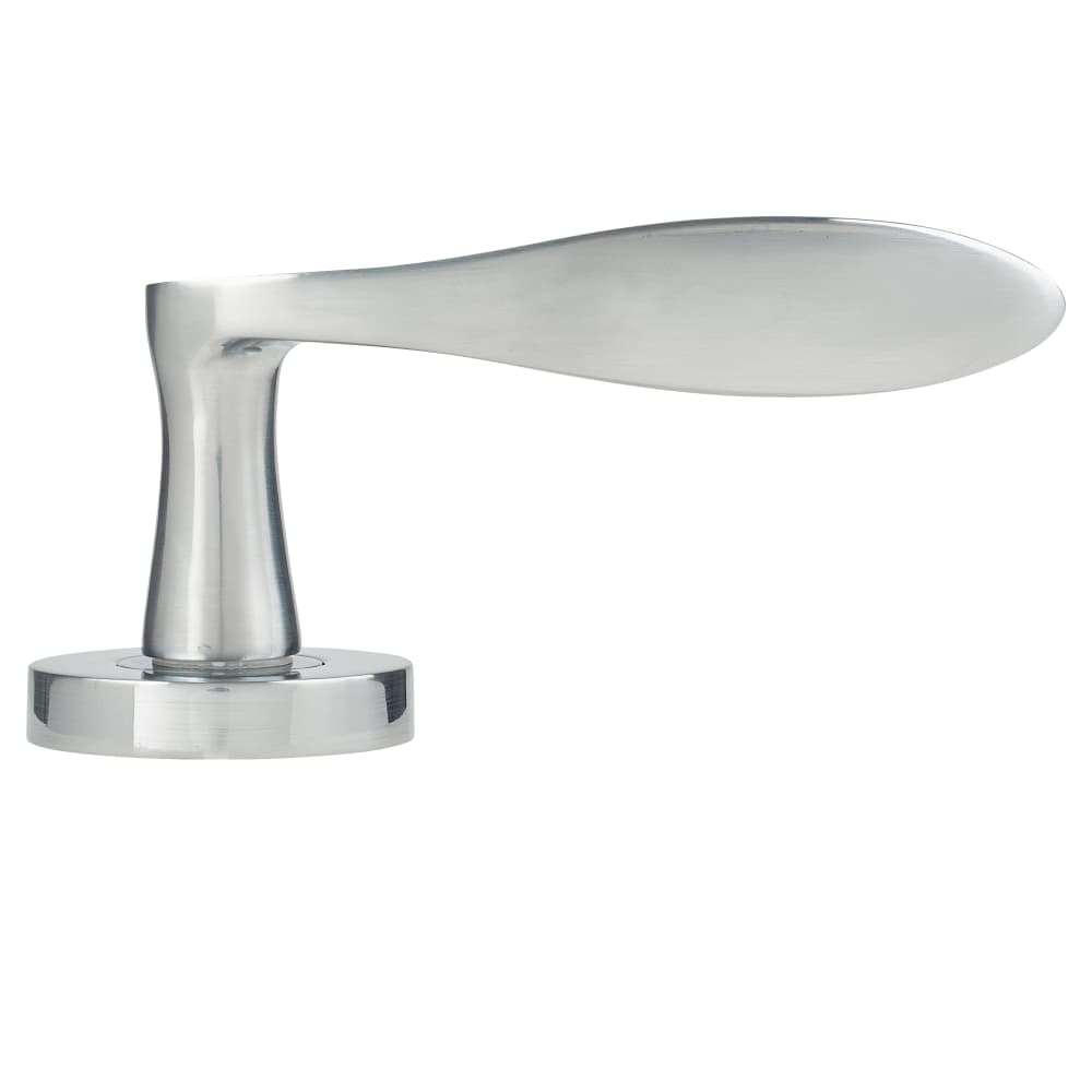 Jigtech Vecta Lever Door Handle on Rose - Satin Chrome ...