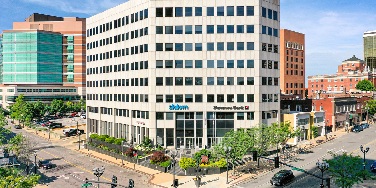 Simmons Bank Building, 7800 Forsyth Blvd | JLL Properties - US