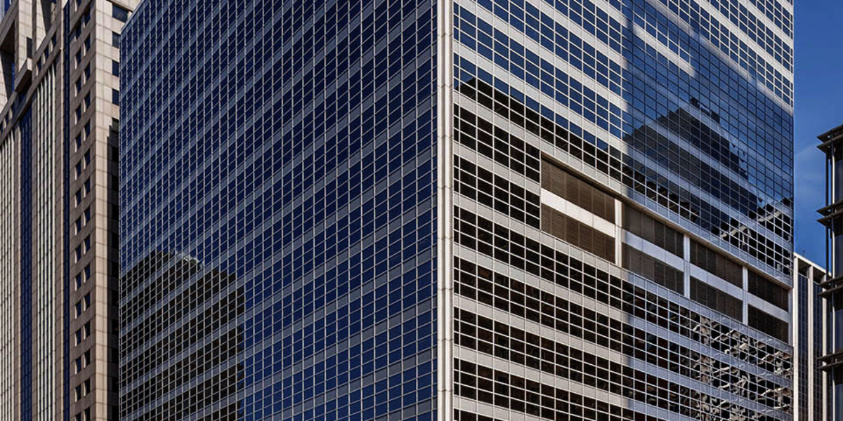 101 N Wacker Dr - Retail | JLL Properties - US