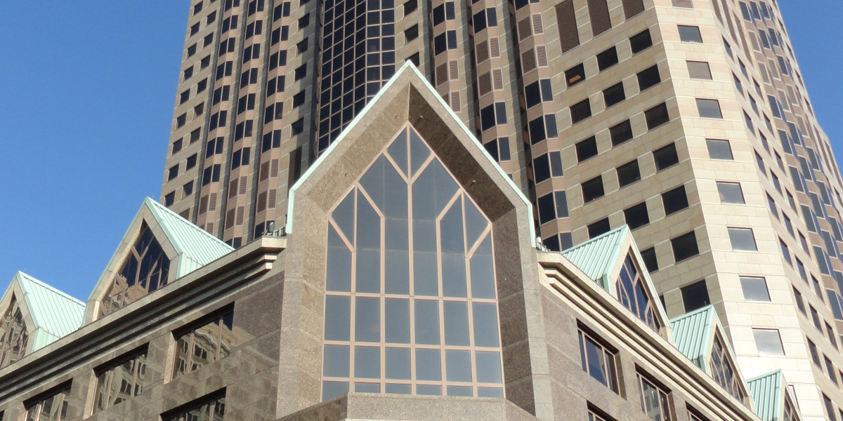 Metropolitan Square, 211 N Broadway | JLL Properties - US