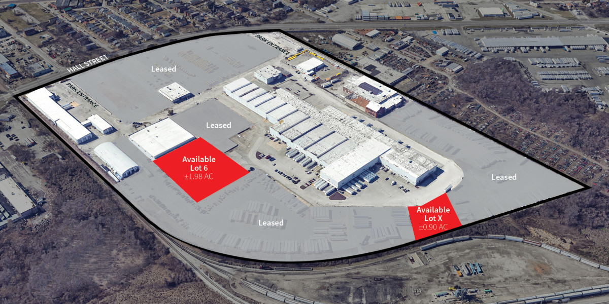 Vehicle/Trailer Storage Lots, 8000 Hall St