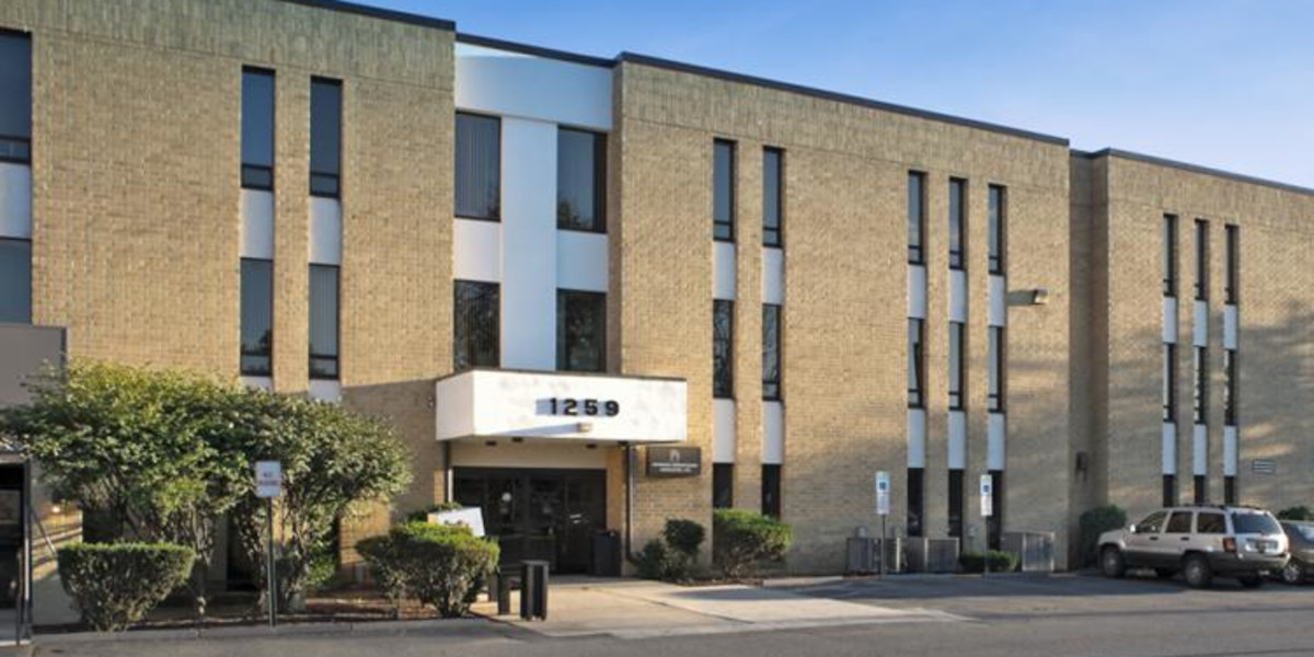 1259 S Cedar Crest Blvd | JLL Properties - US