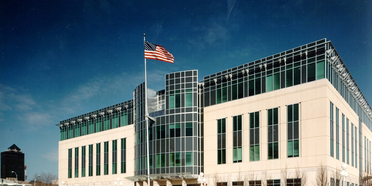 Riverview Building, 110 E Court Ave | JLL Properties - US