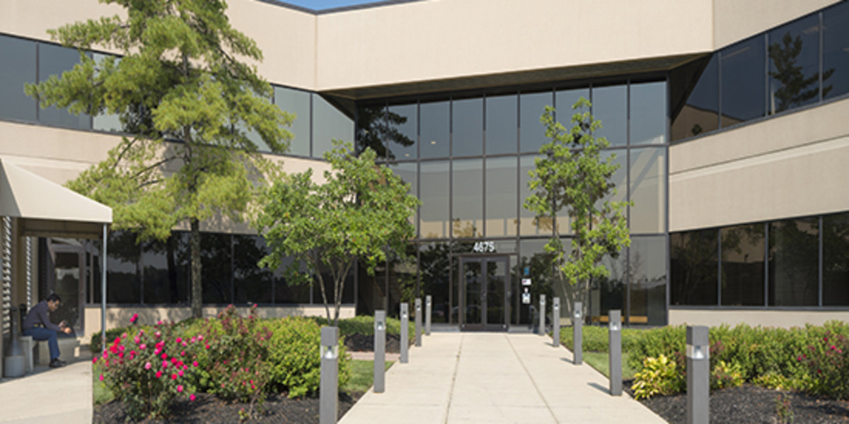 Fountain Pointe II, 4675 Cornell Rd | JLL Properties - US