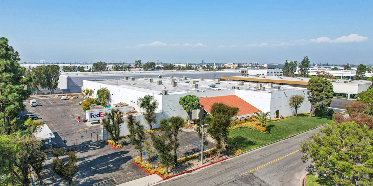 15541 Mosher Ave - Industrial For Lease | JLL