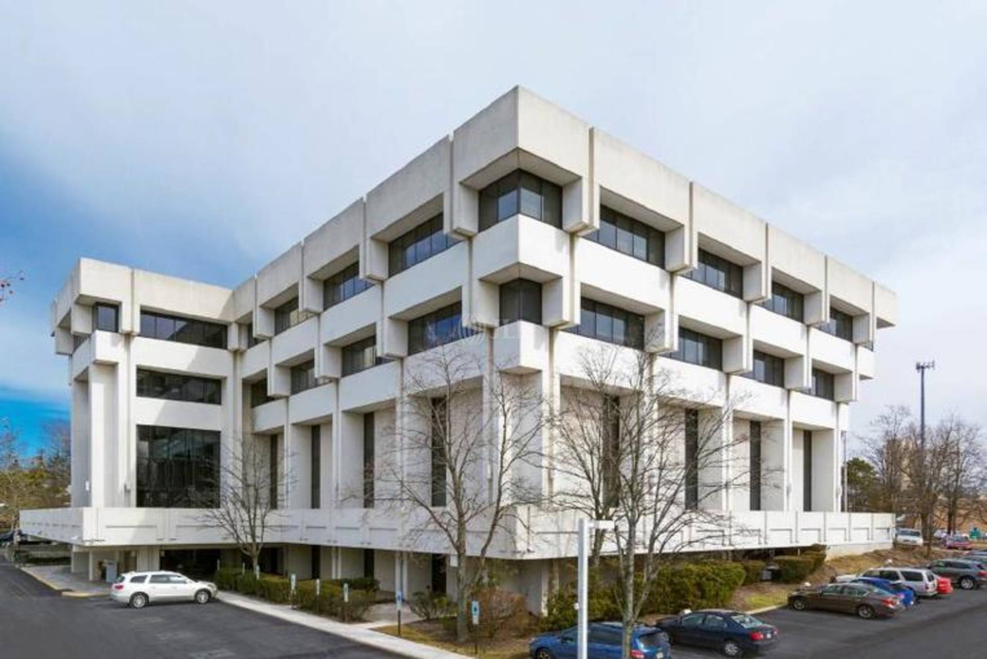 ParkView208, 208 Harristown Rd | JLL Properties - US