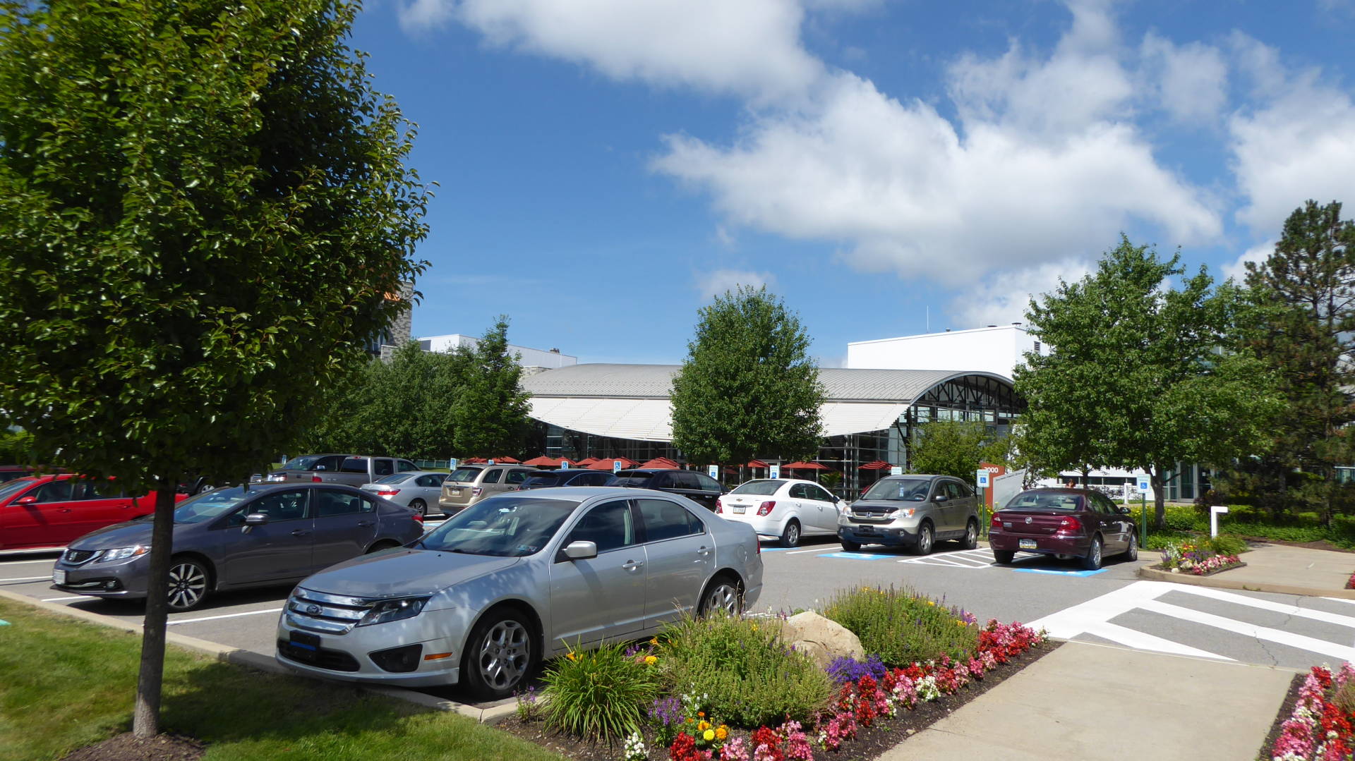 Keystone Summit, Building 3000, 3000 Ericsson Dr | JLL Properties - US