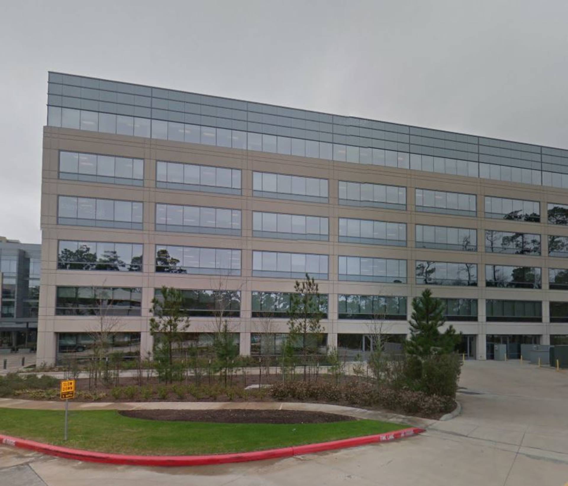 Lake Front North in Hughes Landing - Building 2, 2107 Research Forest ...