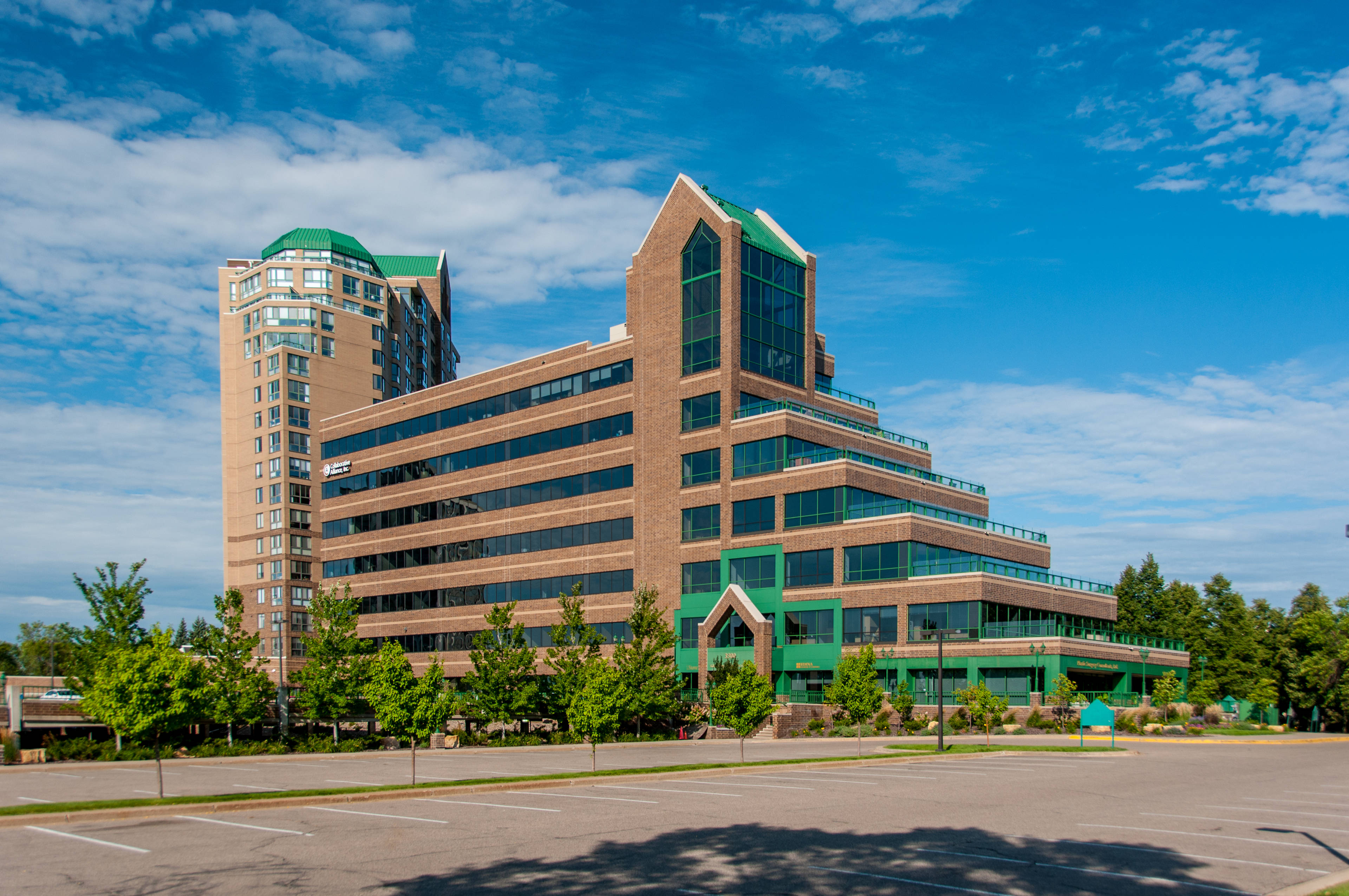Edinborough Corporate Center, 3300 Edinborough Way | JLL Properties - US