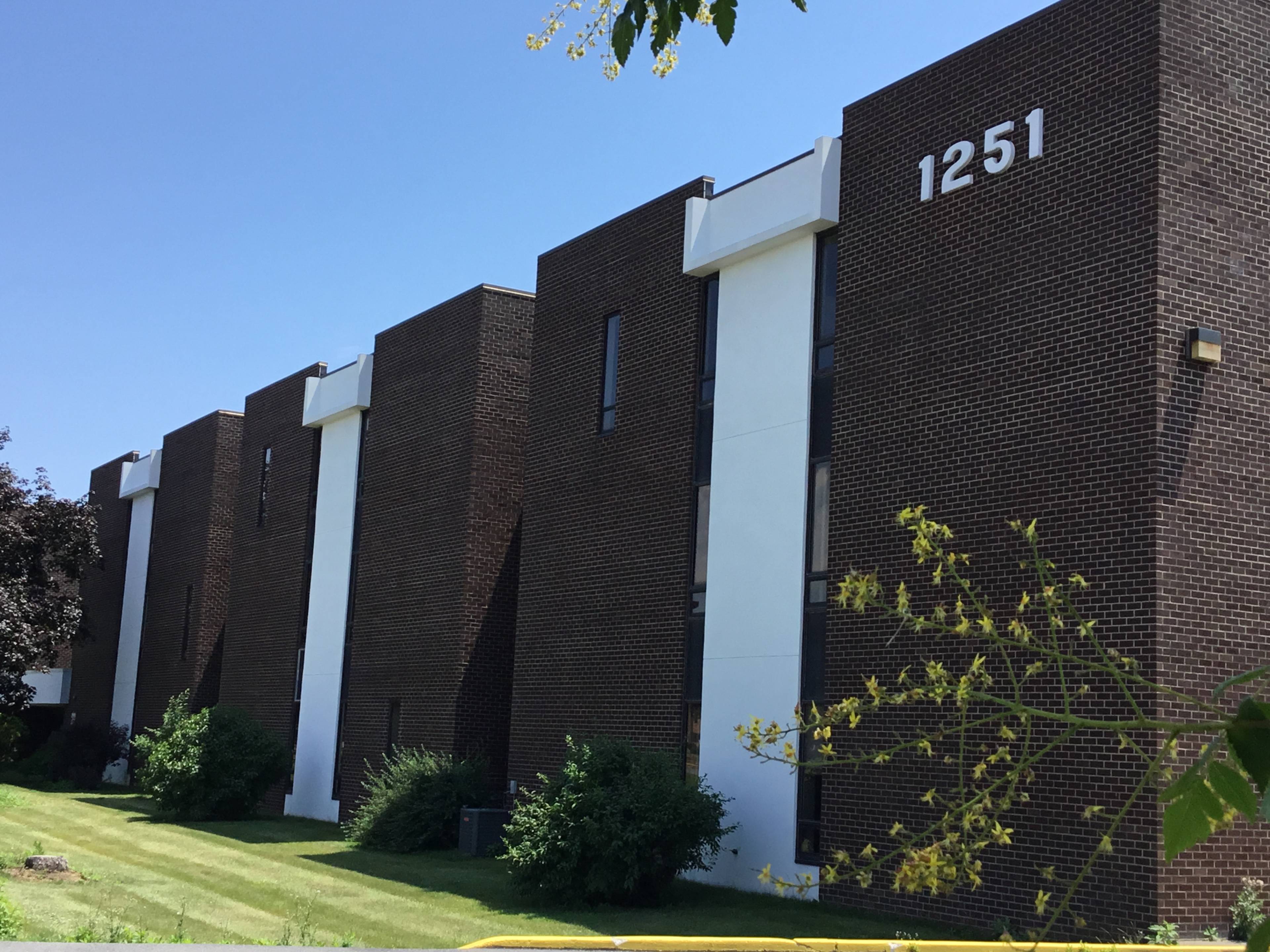 1251 S Cedar Crest Blvd | JLL Properties - US