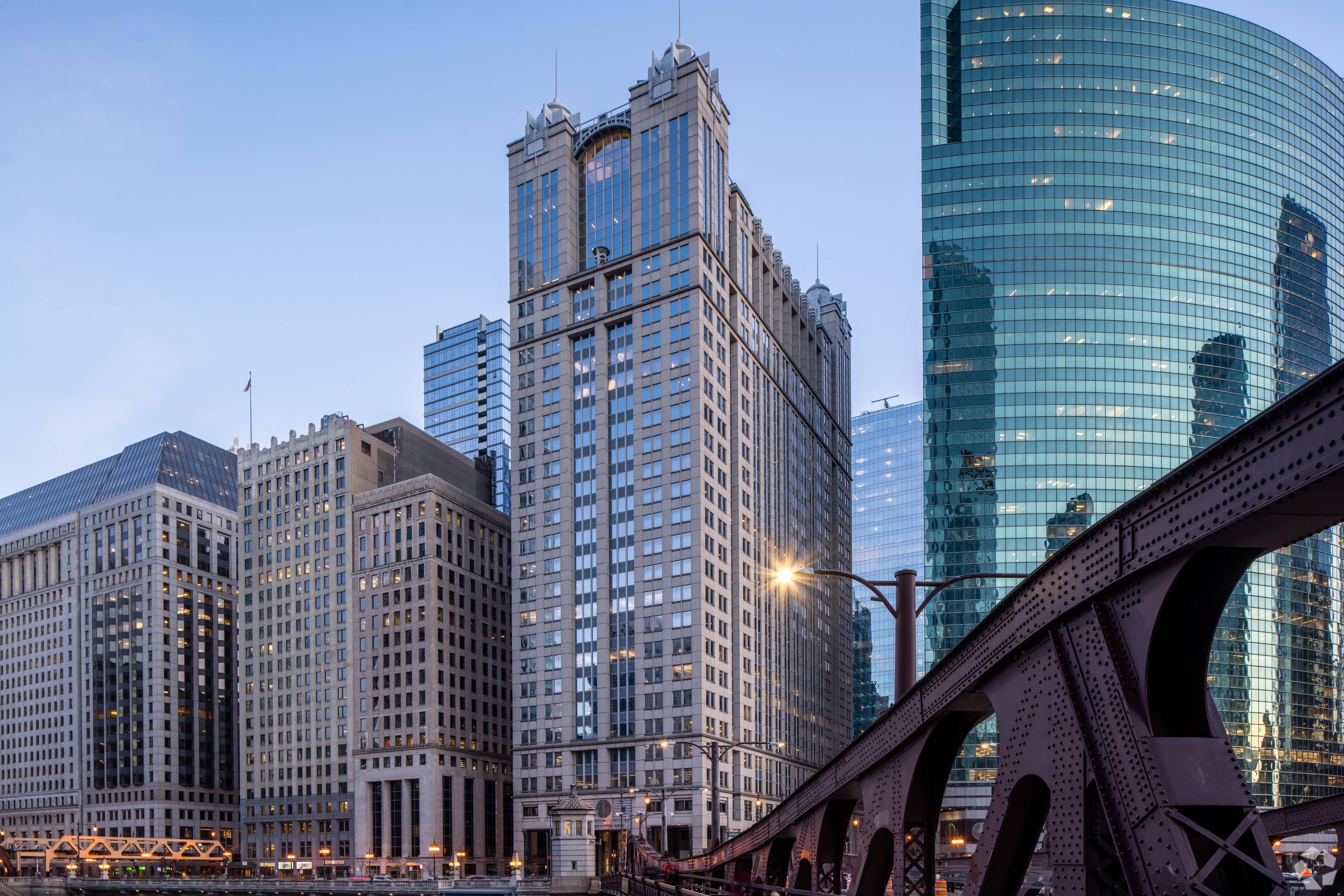 225 Wacker, 225 W Wacker Dr | JLL Properties - US