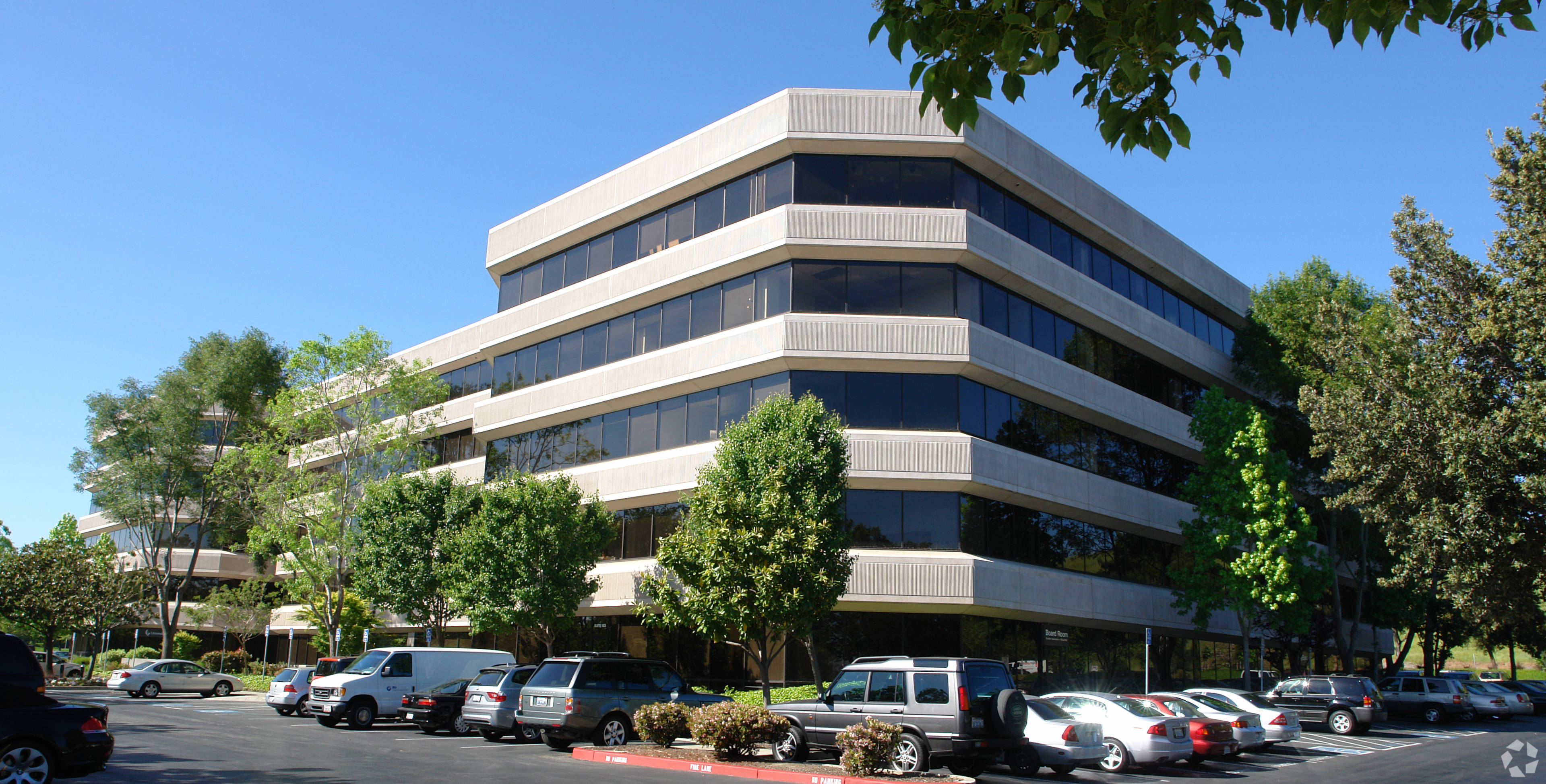 Stoneridge Place, 7901 Stoneridge Dr | JLL Properties - US